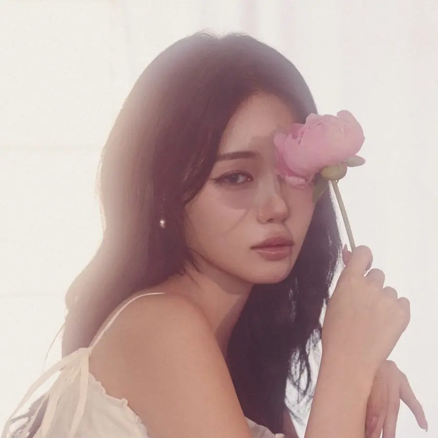 Jisun (fromis_9) profile, age & facts (2026 updated) | kpopping